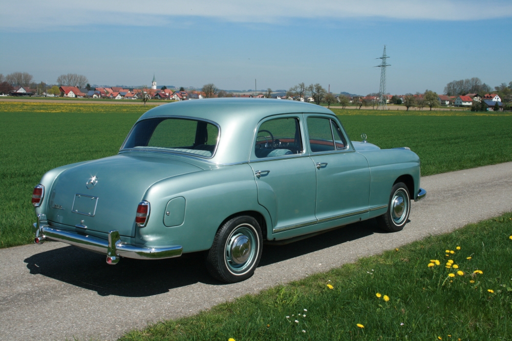 ***VERKAUFT*** Mercedes-Benz 219 Ponton W105 - Kultmotors