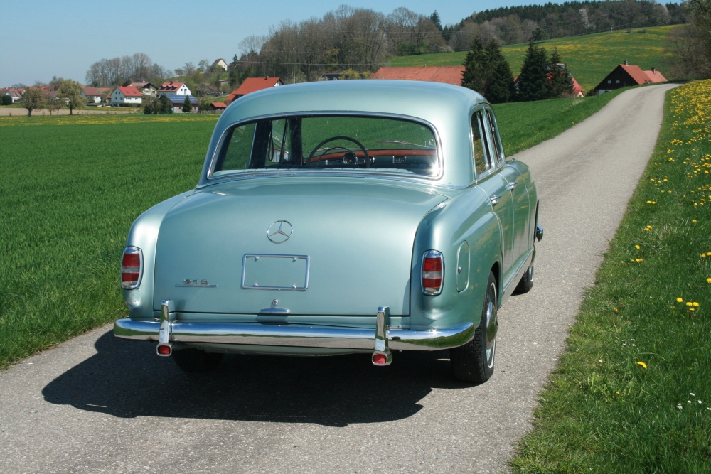 ***VERKAUFT*** Mercedes-Benz 219 Ponton W105 - Kultmotors